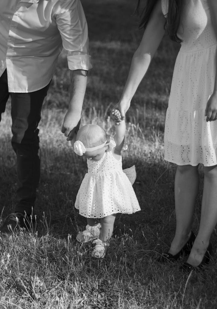 Stepping reflex in babies: meaning, timeline & healthy motor development